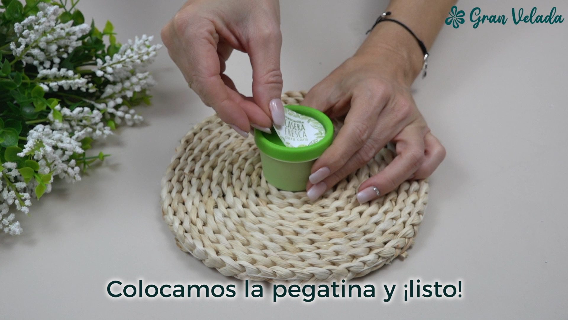 Como hacer mascarilla facial casera con Barros del Mar Muerto - Hacer ...
